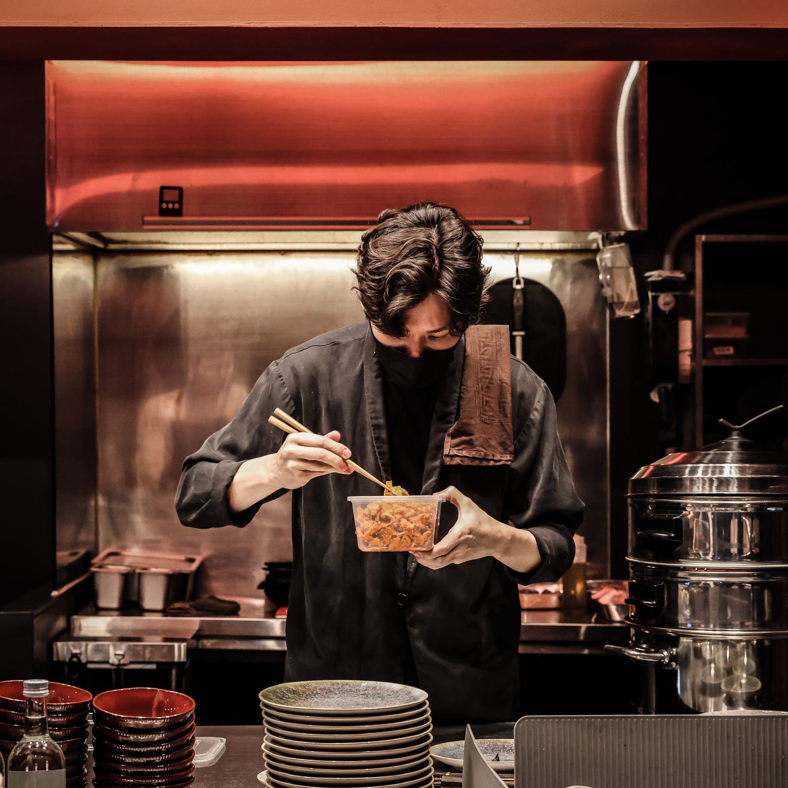 Chefs Park Joonwoo & Choi Jihyung On K-Food's Popularity - ELLE Singapore